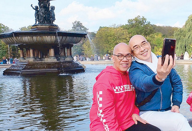 Three decades of love! Here are some photos of Tito Boy with his long ...